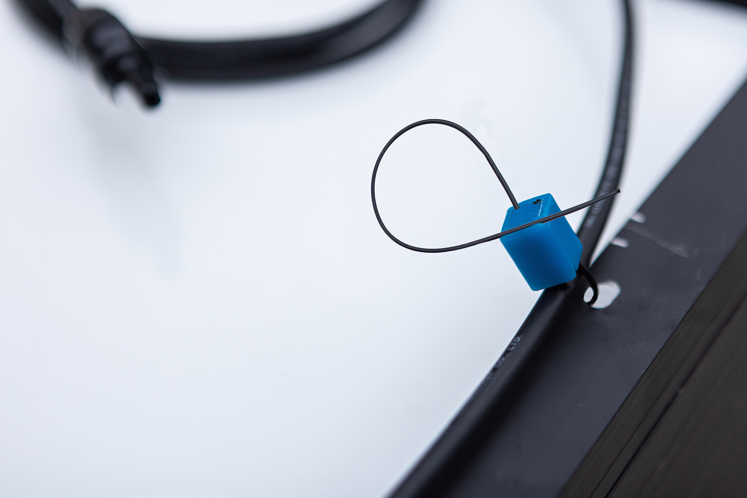 CableLoc | EZ Solar Products